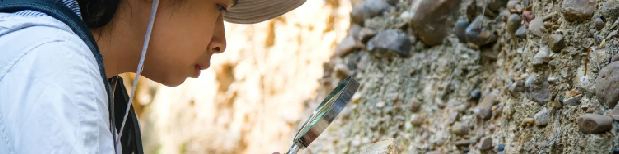 Devenir Géologue : formation, salaire, fiche métier